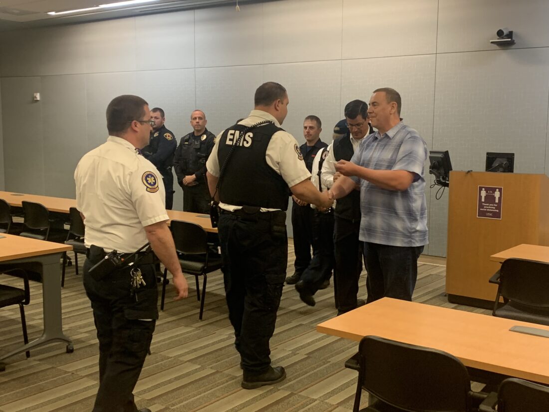 Man returns to hospital to thank first responders for saving his life ...